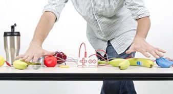Review of Makey Makey: A Fun, Affordable Invention Kit (Available on ...